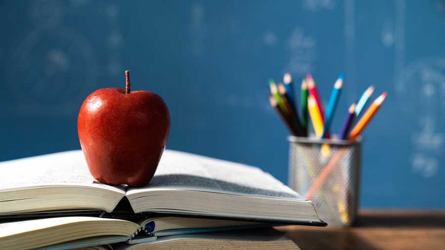 Lebanon Middle School staff member on leave following student complaints