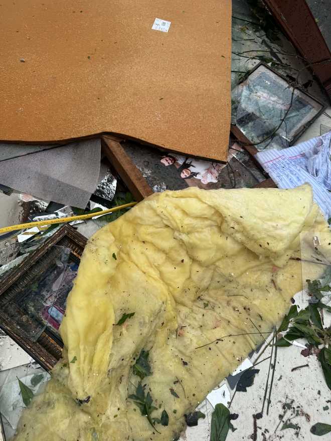 Mississippi church congregation takes direct hit from tornado