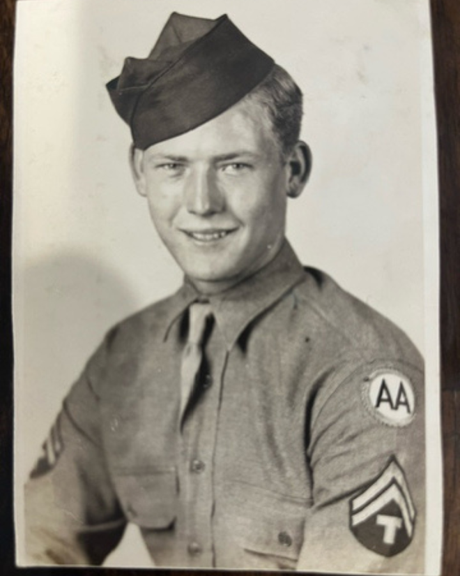 Kentucky WWII vet receives Purple Heart 81 years after being wounded in ...