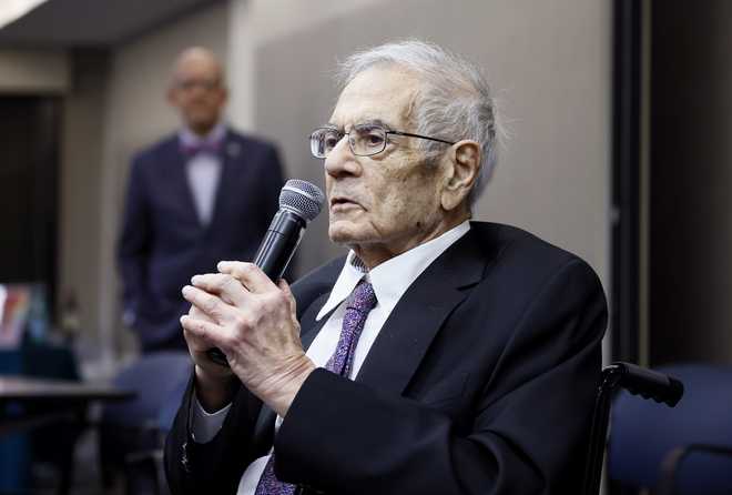 Memorial for Barney Frank set for June 8 in Boston's Faneiul Hall