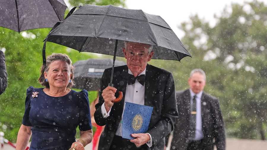 Jerome Powell warns against political pressure at JFK award