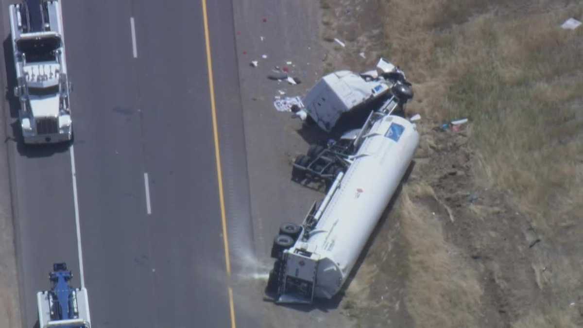 2 hurt after big rig crashes on I-5 traffic in Stanislaus County