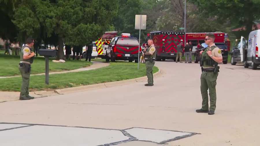 Large law enforcement presence reported in Johnston neighborhood