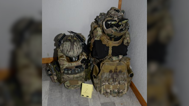 Missouri man charged in White House plot; neighbors describe raid