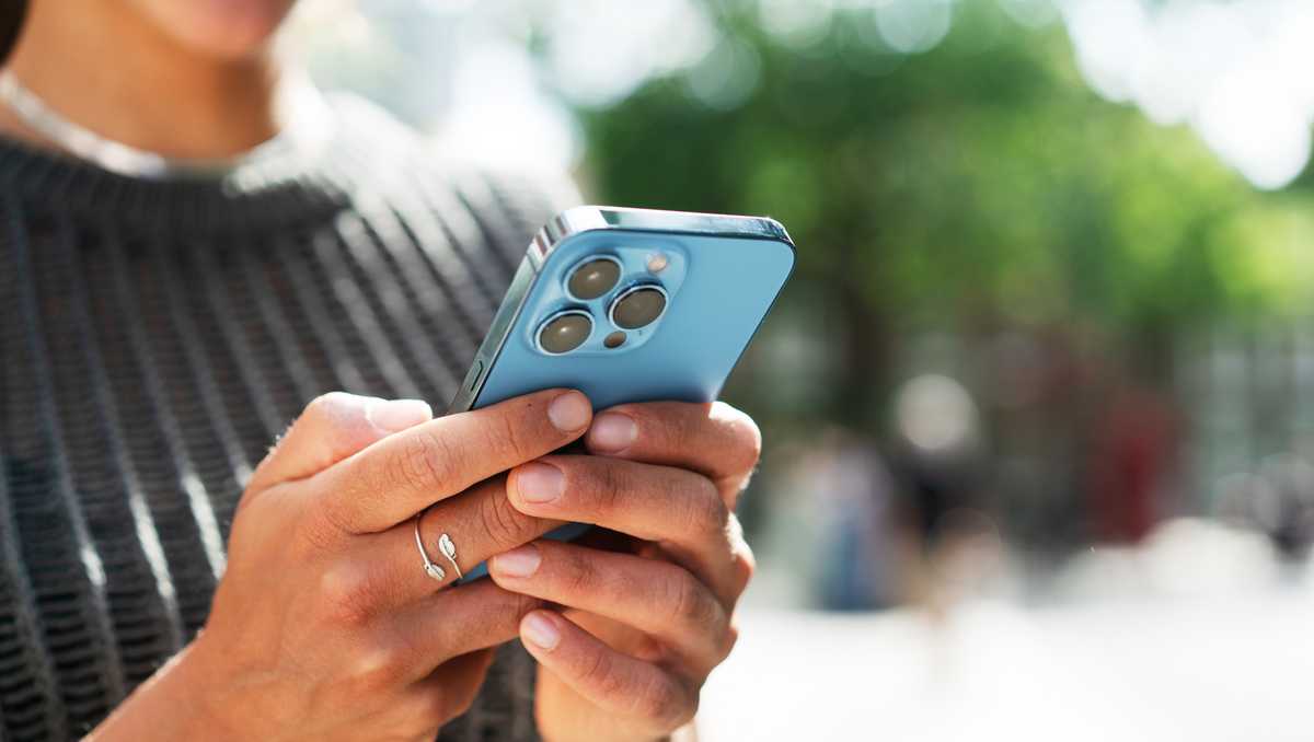 Some iPhone owners could receive payment after $250M Apple settlement