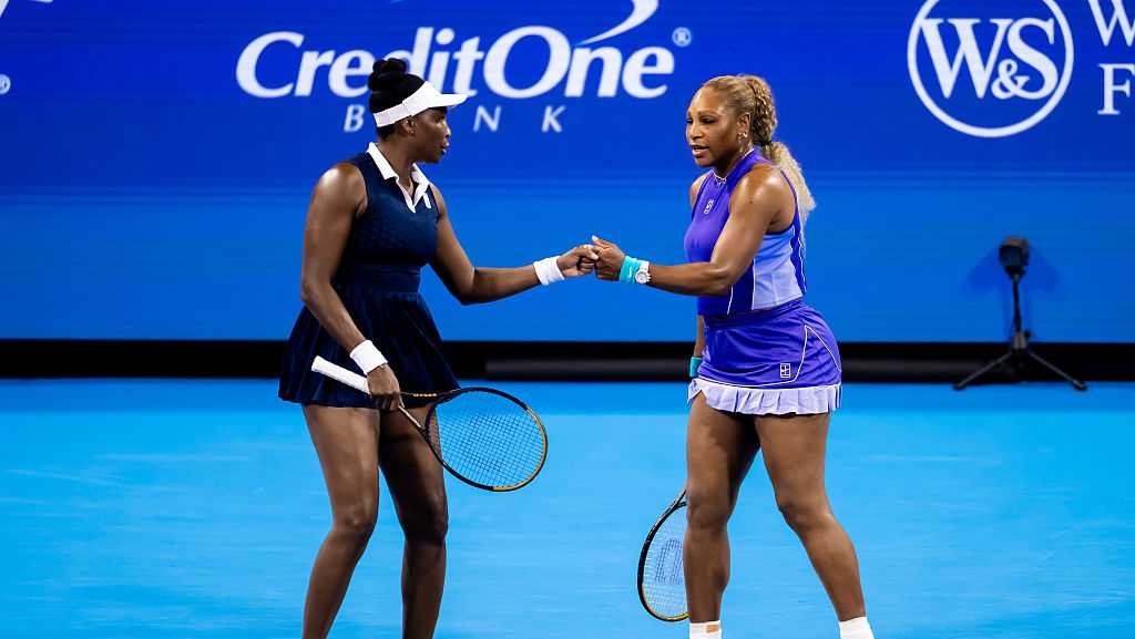 Local Star Helps Defeat Serena Venus Williams In Doubles At Cincinnati