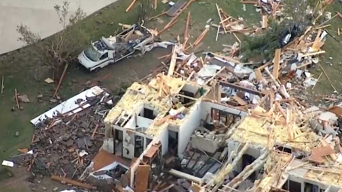 Tornadoes rip through Oklahoma