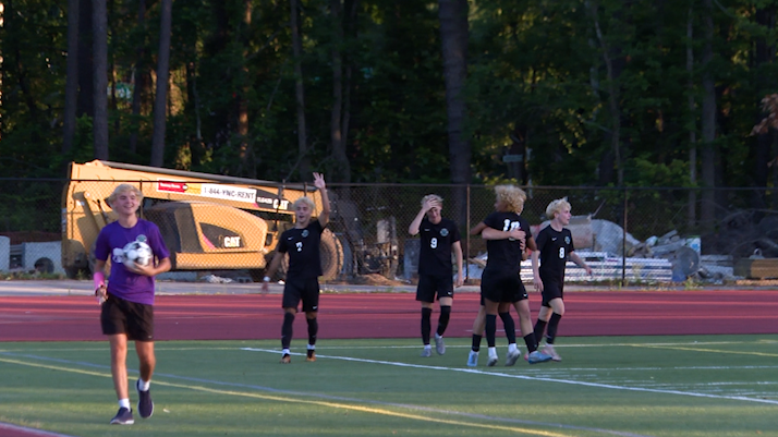 Islands boys' soccer blanks Mary Persons, advances to Final Four