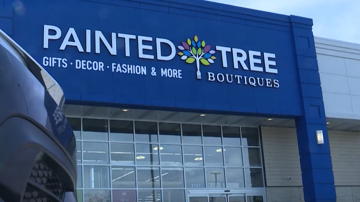 'I thought it was a scam': Painted Tree closure sends vendors into last ...