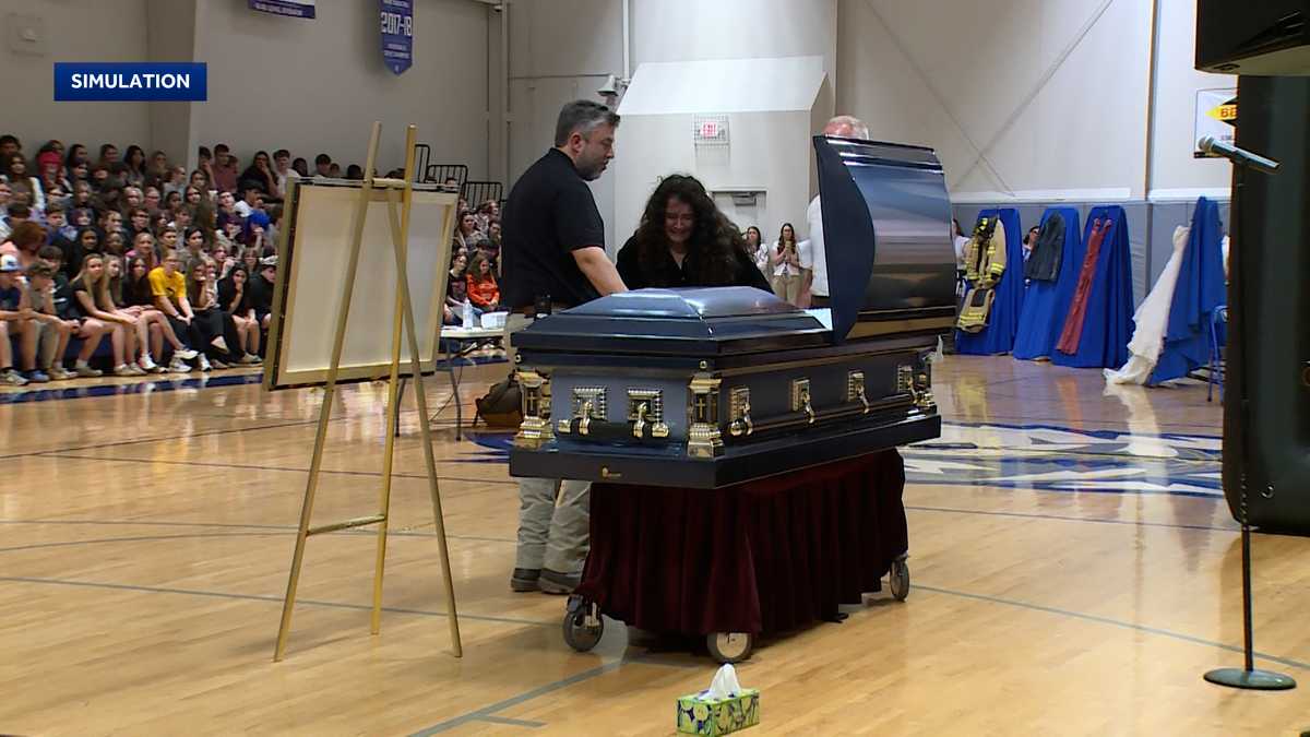 Triad students confront deadly reality of distracted driving before prom