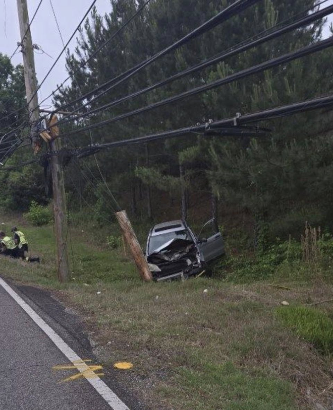 SUV hits power pole, closes Rocky Ridge Road in Jefferson County