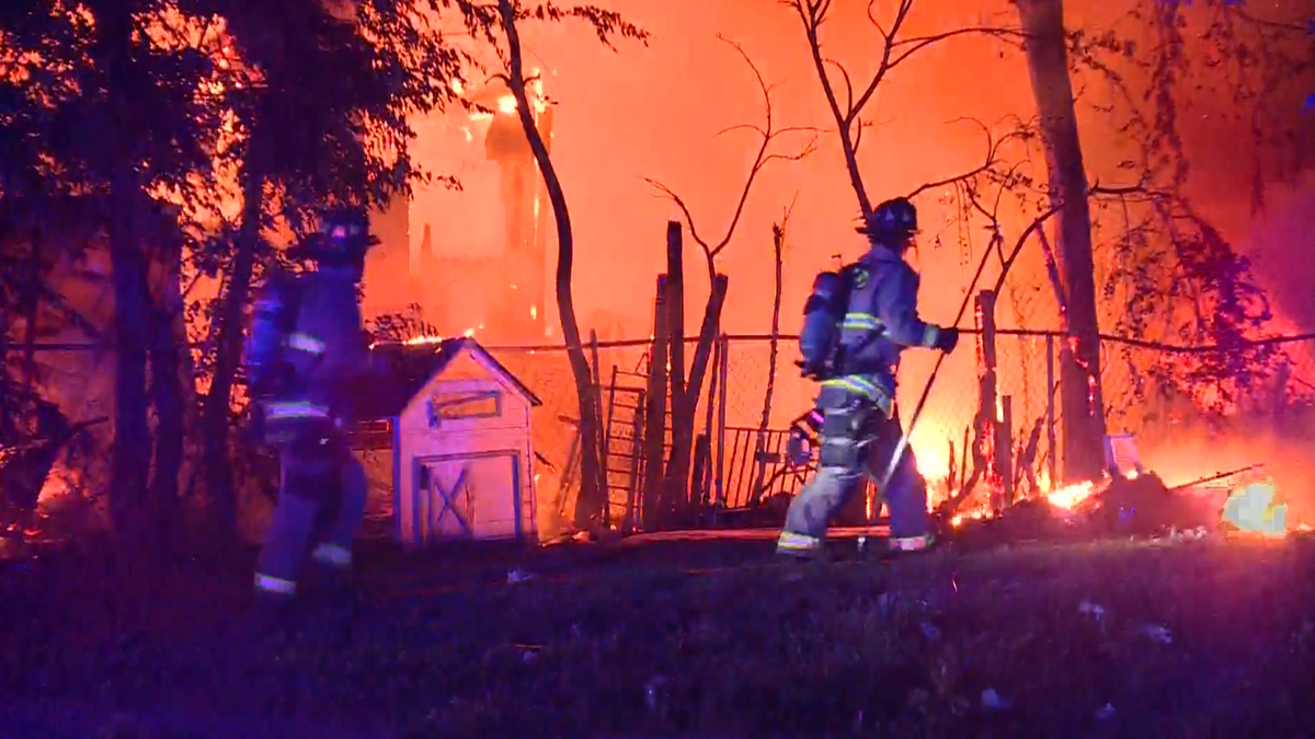 Oklahoma City fire, police investigating deadly house fire