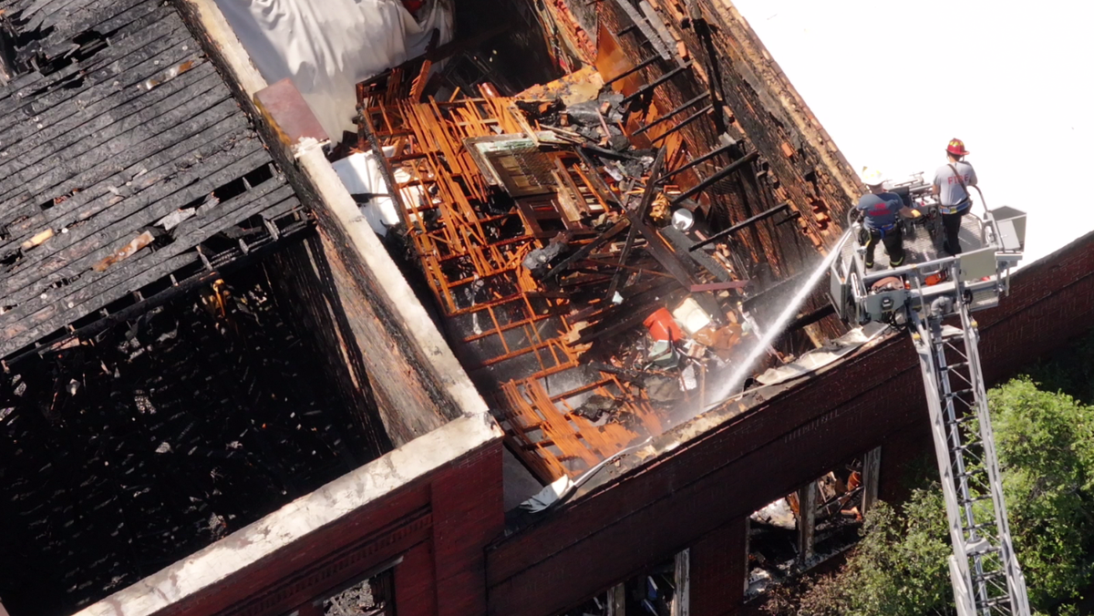 Massive fire devastates several downtown Lexington businesses