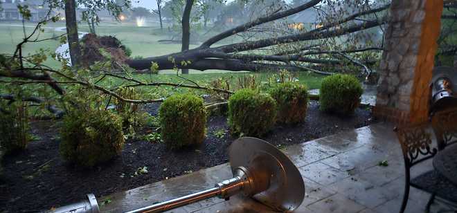 Overnight storms cause damage in Northwest Arkansas