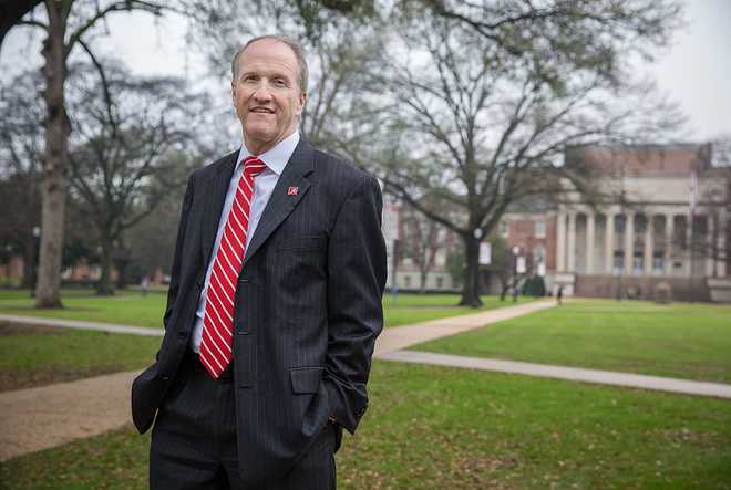 University of Florida Trustees appoints Stuart Bell as president
