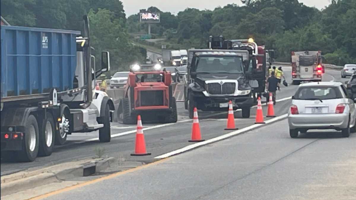 Southbound U.S. 52 reopens after single-vehicle crash