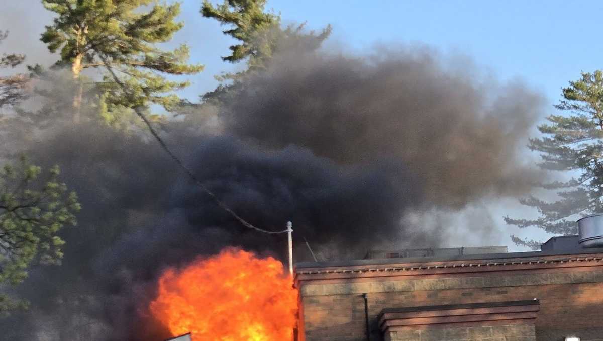 Shed burns at Brunswick restaurant, main building spared