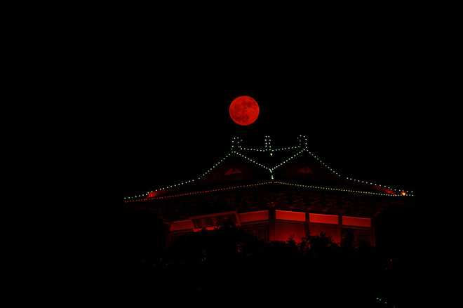 Micro Strawberry Moon, Mercury: Astronomical events in June 2026