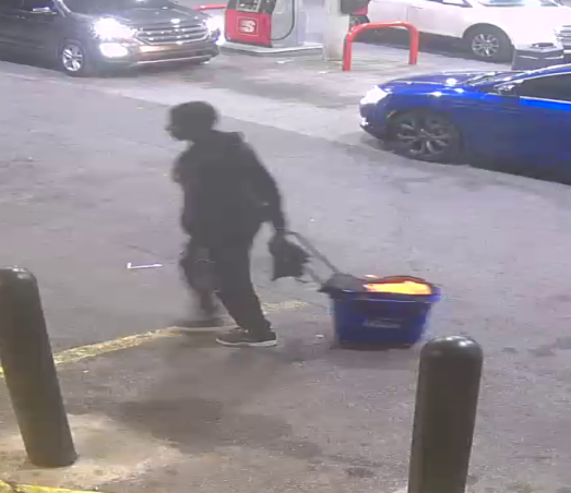 Shively Police looking for suspect after woman robbed, stabbed at gas ...