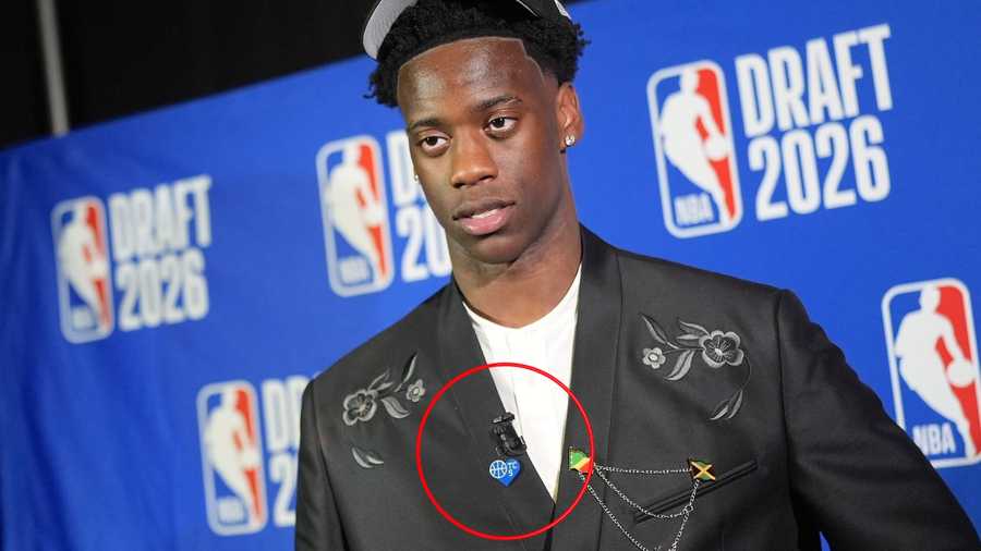 No. 1 pick AJ Dybantsa wears pin honoring late Wildcat Terrence Clarke