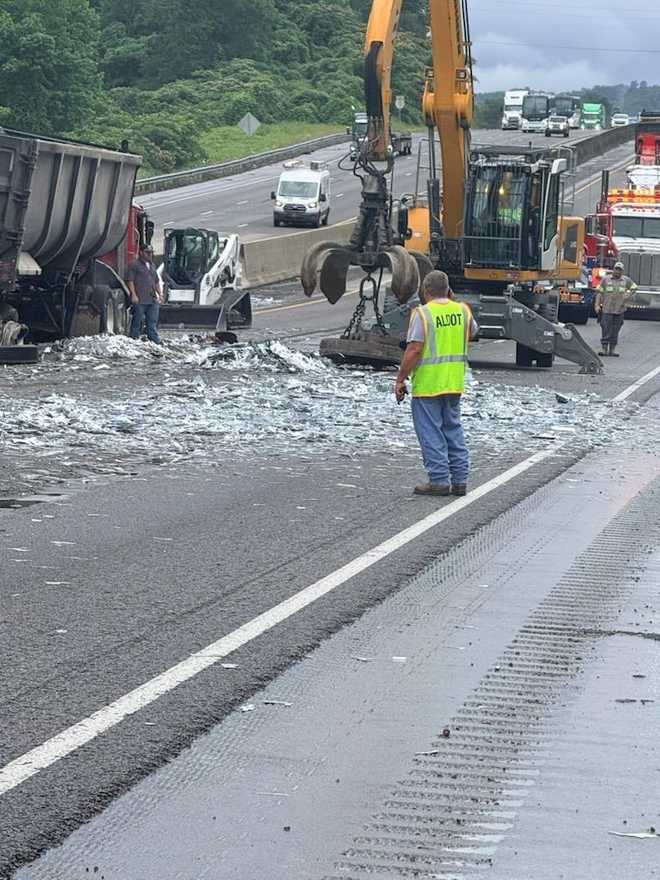 Interstate 20 reopens in St. Clair County, after tractor trailer truck ...