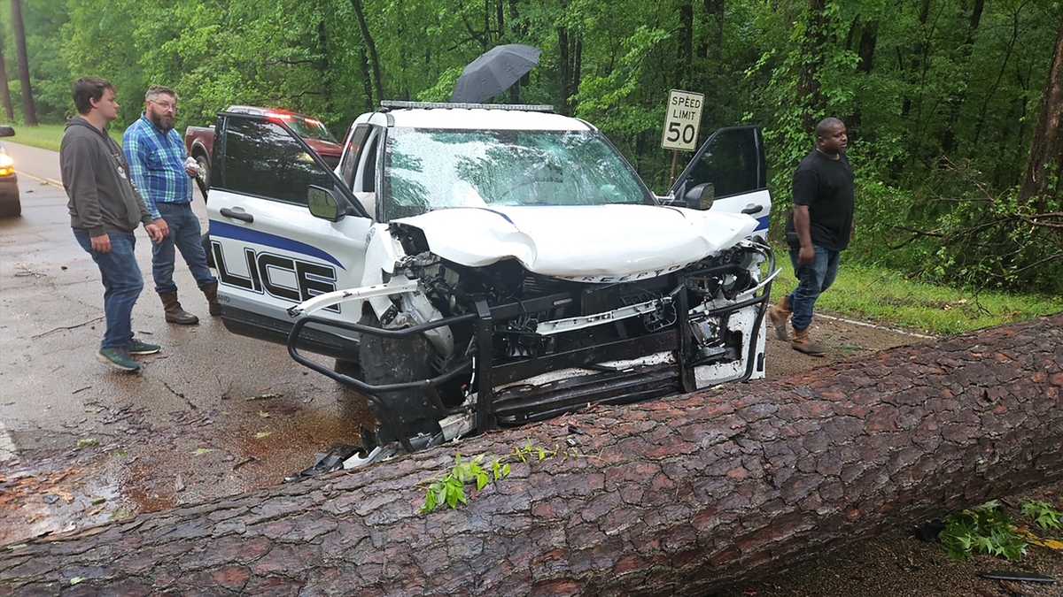 Ridgeland police corporal hurt after crashing into fallen tree