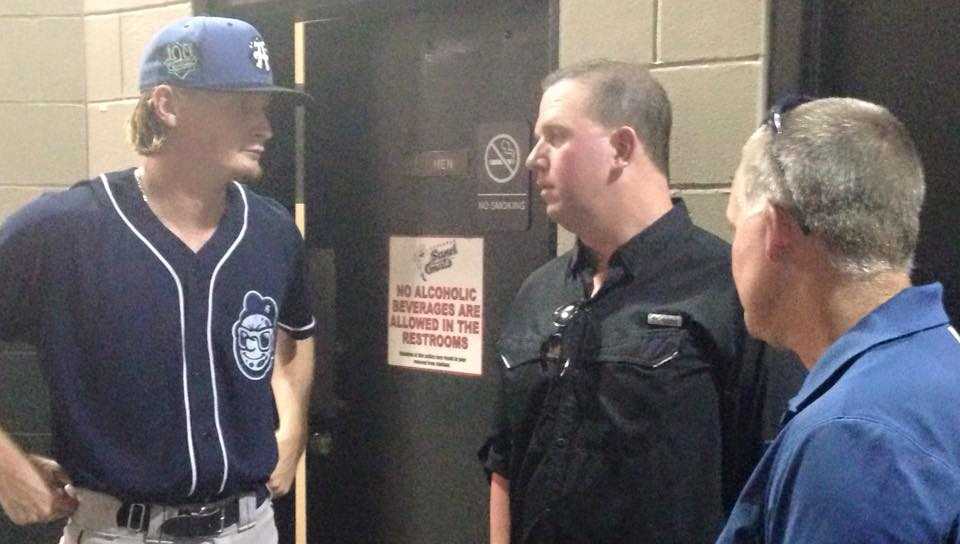 Former Eagle Sam Howard pitches against Sand Gnats