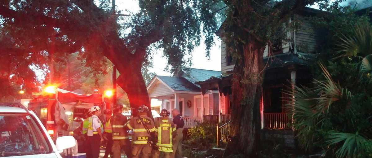 43rd St. closed after morning house fire