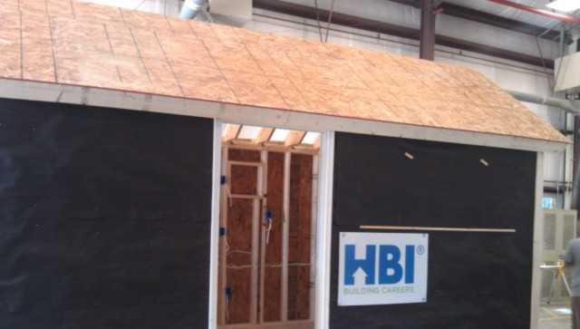 Soldiers building homes for homeless Vets