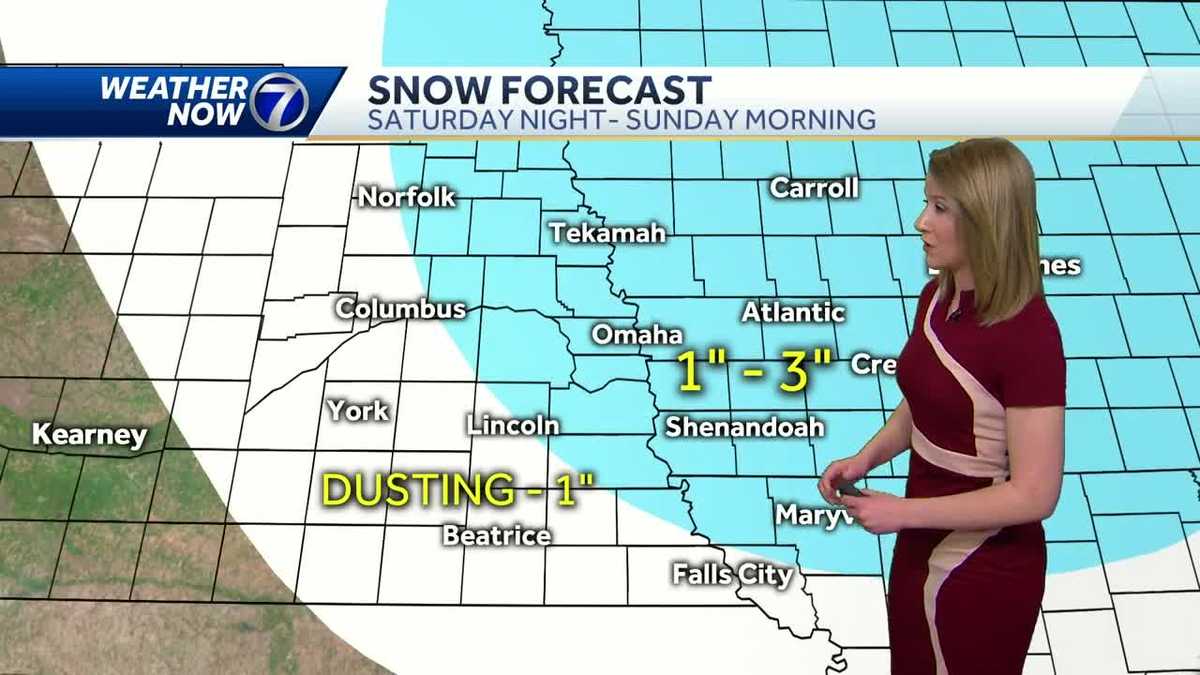 Snow and patchy freezing drizzle chances Sunday
