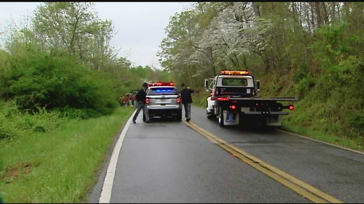 Child killed in wreck near Pendleton