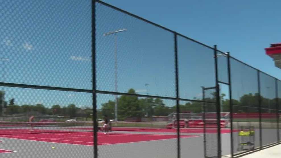 Jeffersonville Red Devils recognize legendary tennis coach Mark Reilly