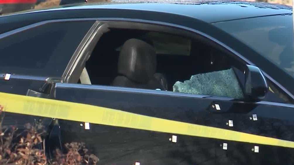 Car shot up at New Berlin apartment complex