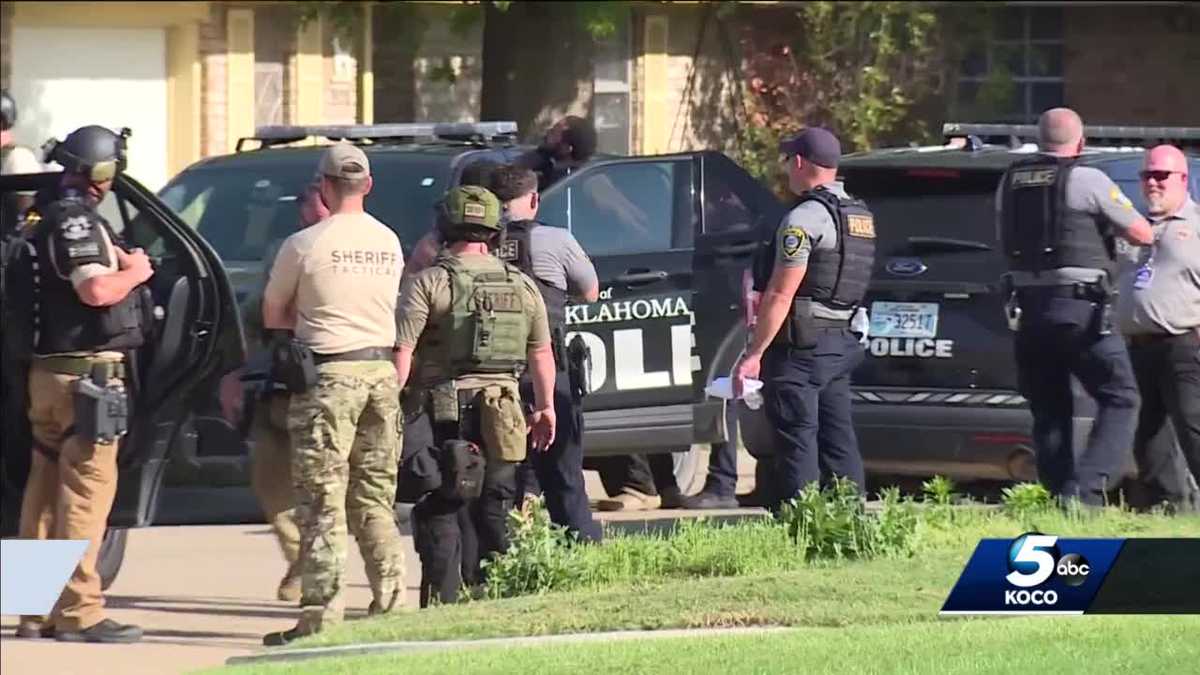 OCPD, Del City police respond to standoff with armed suspect