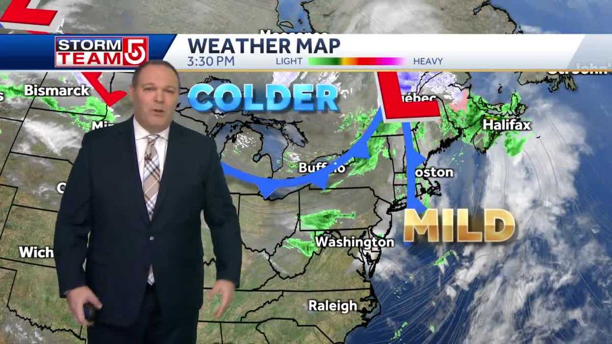 Video: Mild evening, showers pause for Holiday Lights