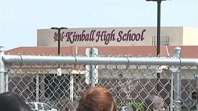 Bomb threat prompts another evacuation at Tracy school