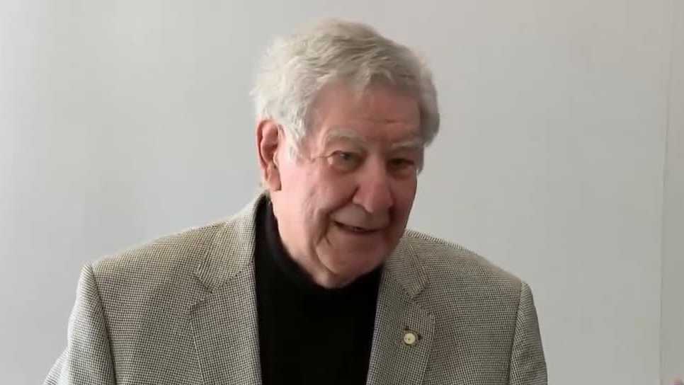 CloseUp: D’Allesandro receives higher education honor