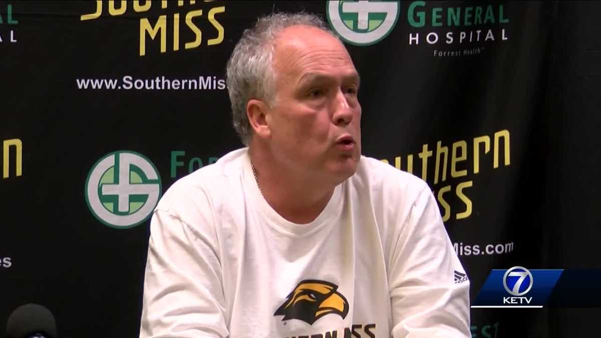 Fred Hoiberg announces staff