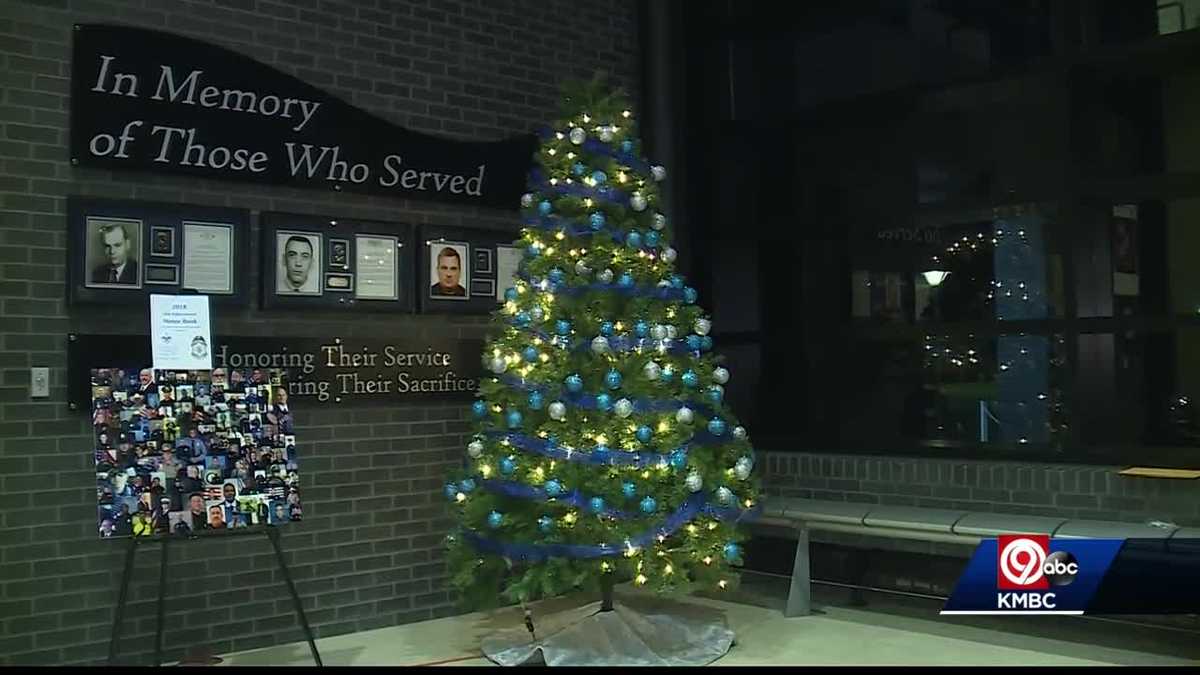 Boy Scouts honor fallen police officers with unique Christmas tree