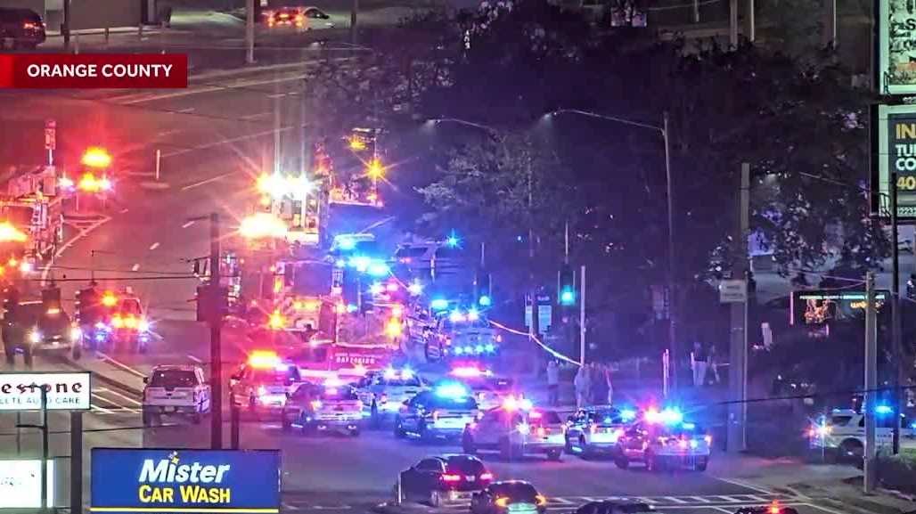 Multiple stabbing victims reported on Lee Road