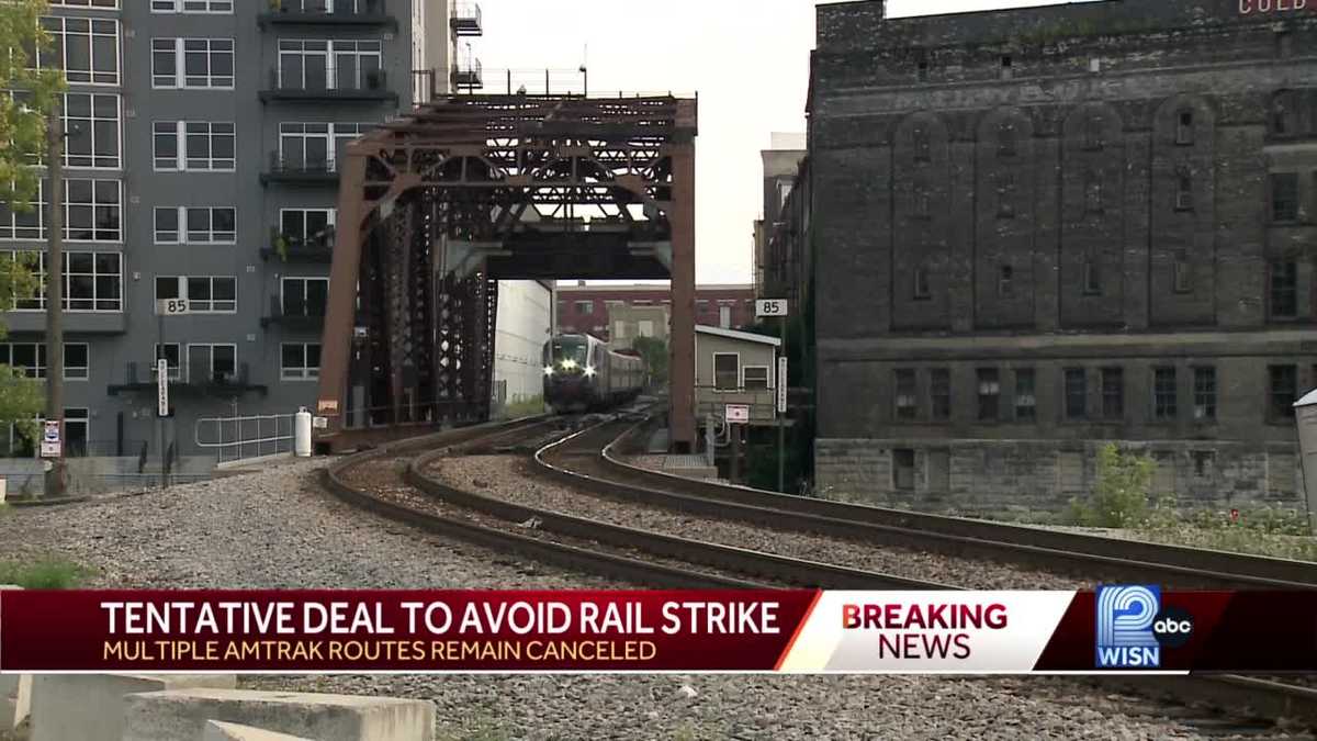 Tentative deal reached to avoid rail road worker strike, Amtrak responds
