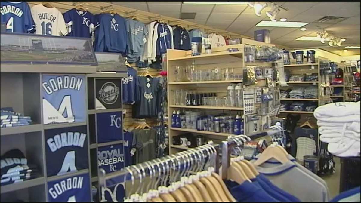 Merchandise sales surge as Royals keep winning