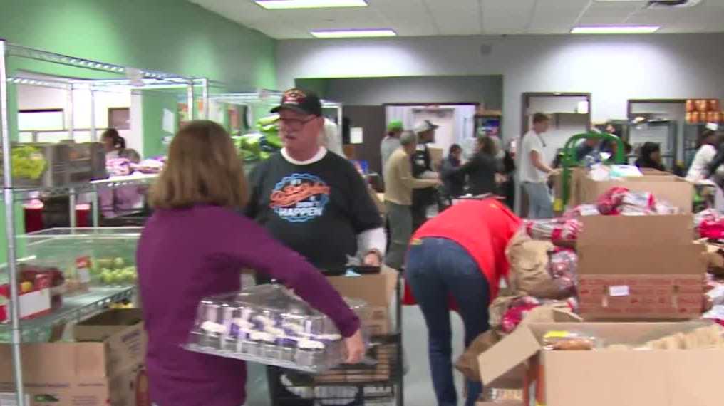 Roadrunner Food Bank sees soaring demand amid shutdown
