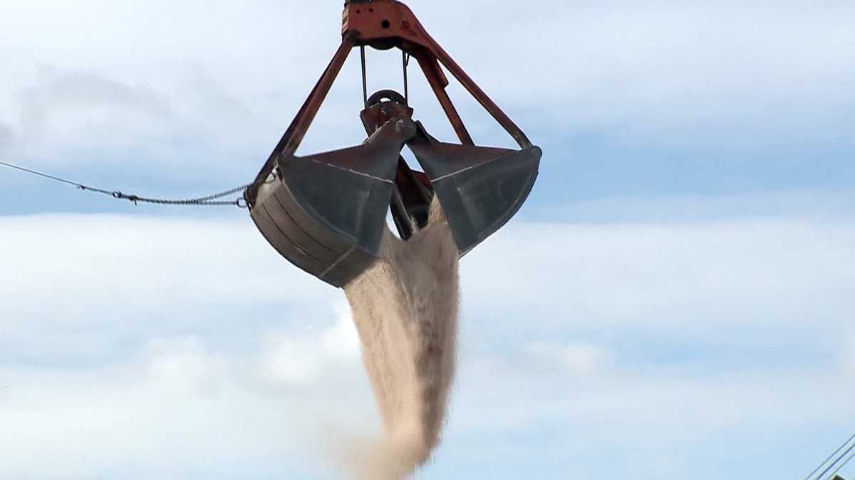Rock salt to treat Mass. roads arrives from half a world away