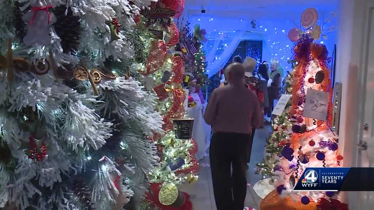 South Carolina: Woman holds Christmas celebration for late loved ones
