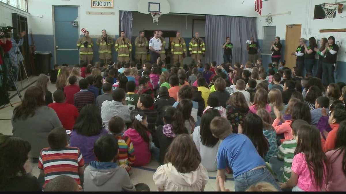 Mitchell Elementary students go back to class at new school
