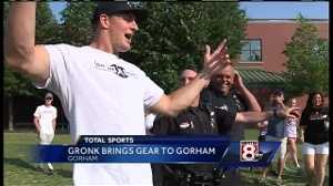 Rob Gronkowski pays a visit to Gorham