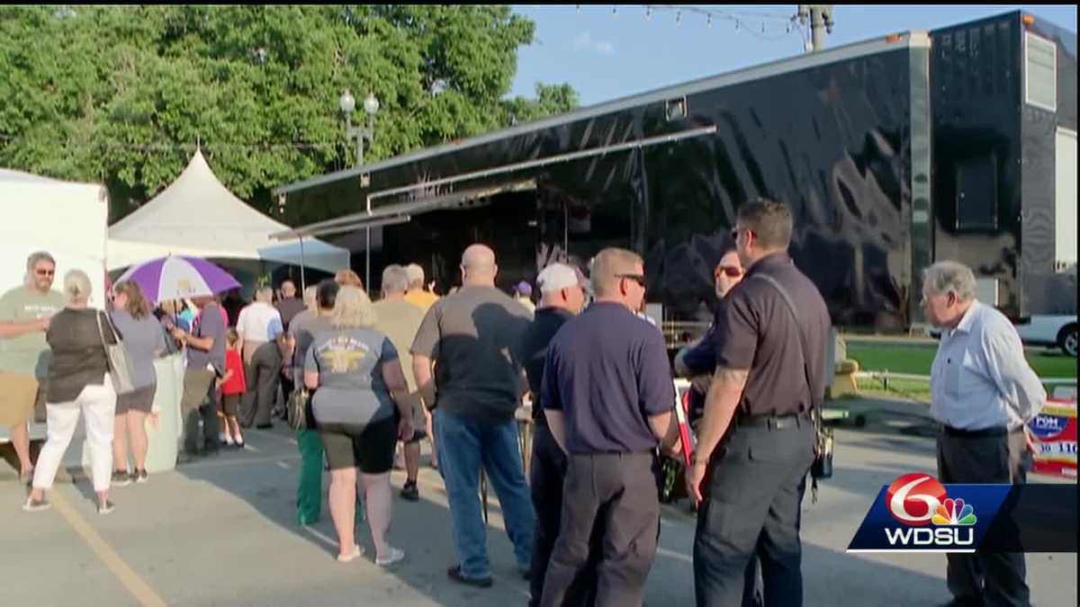 Despite fire, Gendusa's serves guests in makeshift restaurant