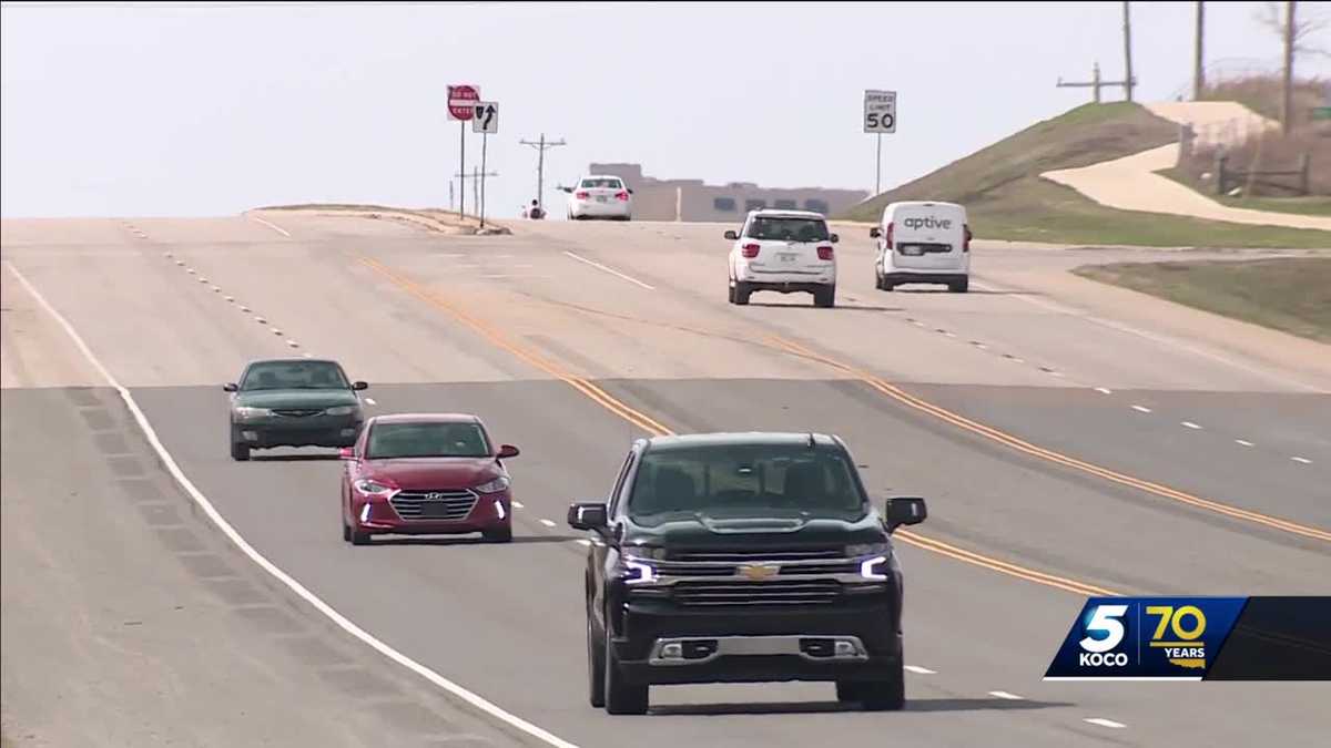 Residents renew calls for change after deadly crash on Highway 9