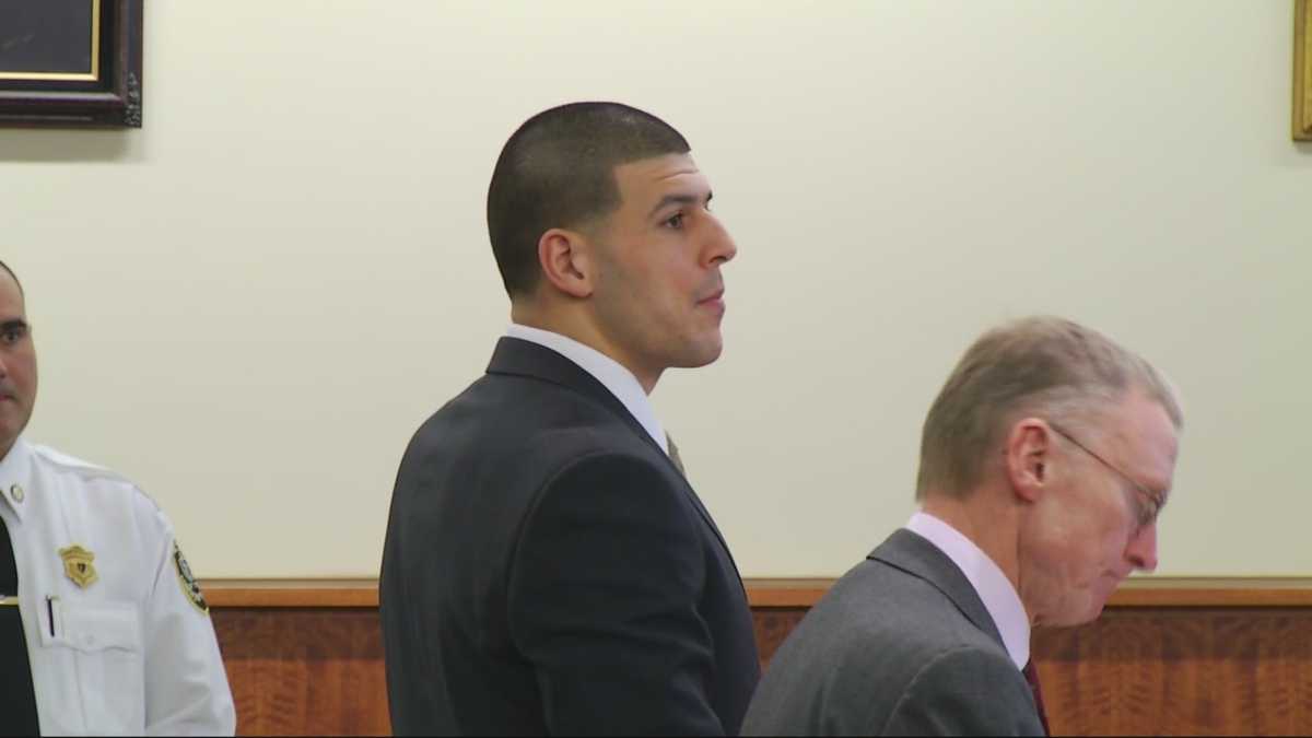 Prosecutors: DNA links Hernandez to murder scene